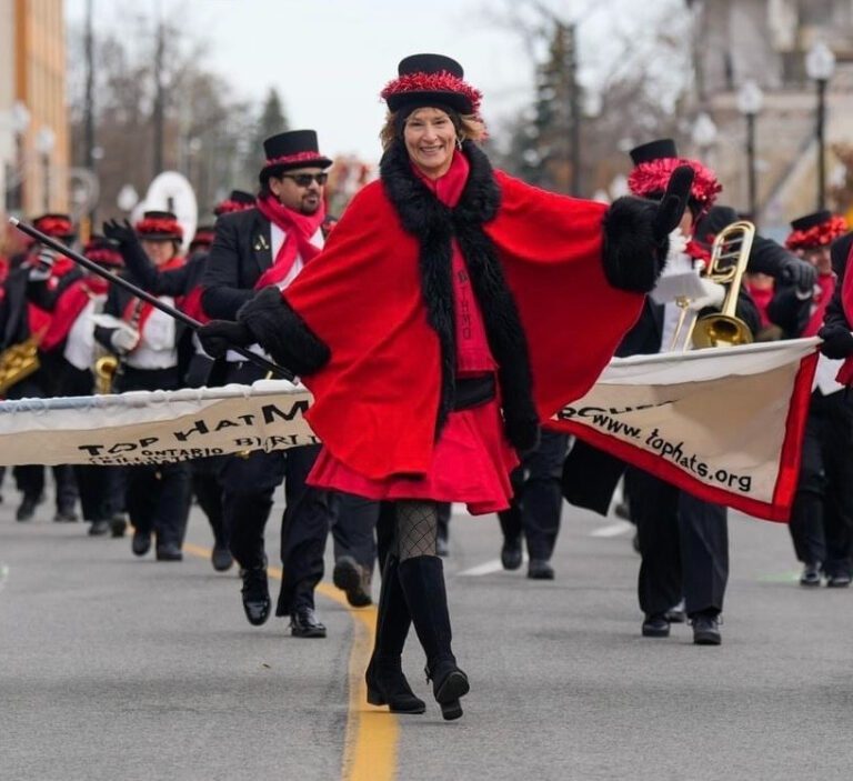 Top Hat Marching Orchestra – Entertaining Audiences Since 1982